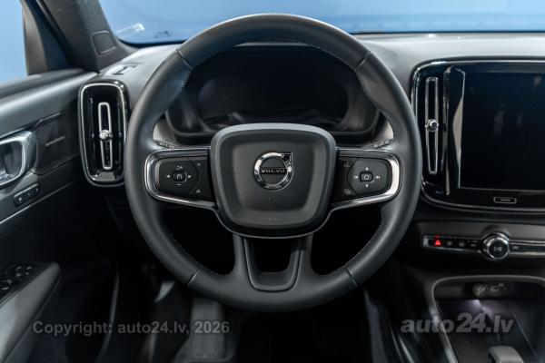 Black Volvo XC40 2024 in Tallinn, with an engine capacity of 2.00 L and mileage of 25 thousand km for 37500 €, photo 10 on AUTOMOTO.COM.LV