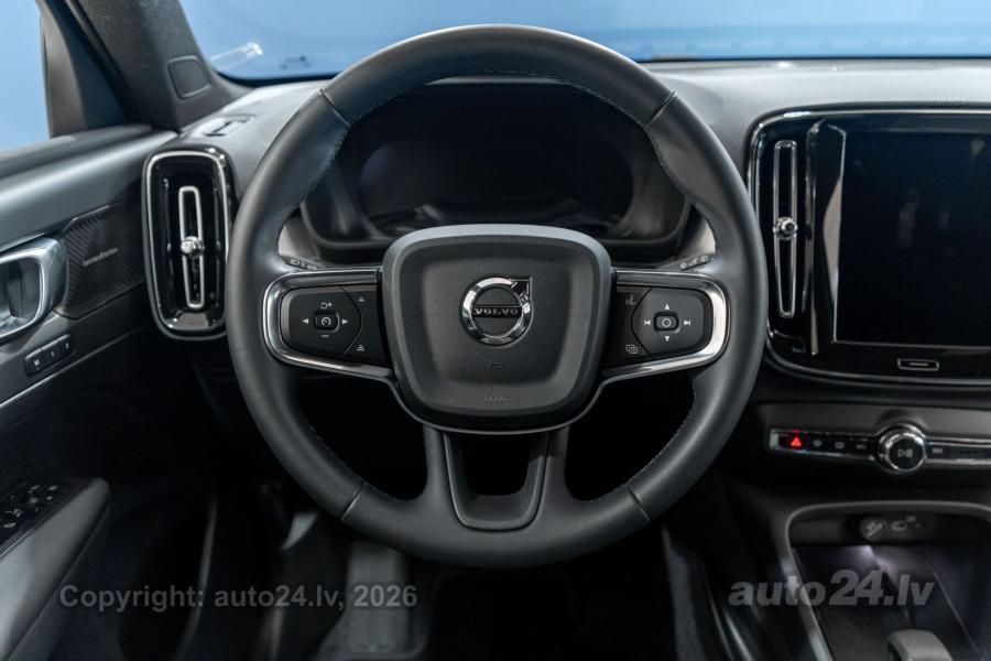 Black Volvo XC40 2024 in Tallinn, with an engine capacity of 2.00 L and mileage of 25 thousand km for 37500 €, photo 10 on AUTOMOTO.COM.LV