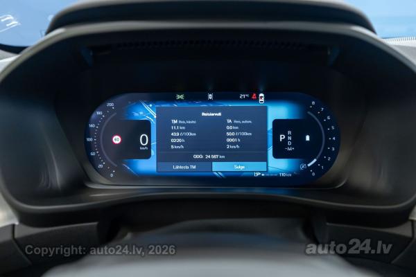 Black Volvo XC40 2024 in Tallinn, with an engine capacity of 2.00 L and mileage of 25 thousand km for 37500 €, photo 11 on AUTOMOTO.COM.LV