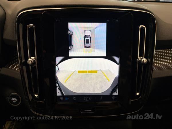 Черный Вольво XC40 2025 в Таллин, объемом двигателя 2.00 л и пробегом 8 тыс. км за 38900 €, фото 10 на AUTOMOTO.COM.LV