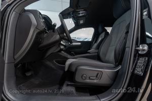 Melns Volvo XC40 2025 Tallina, ar dzinēja tilpumu 2.00 L un nobraukumu 9 tūkst. km par 39500 €, foto 6 vietnē AUTOMOTO.COM.LV