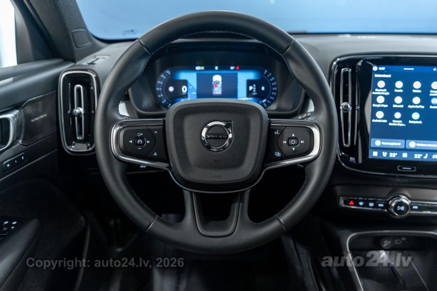 Melns Volvo XC40 2025 Tallina, ar dzinēja tilpumu 2.00 L un nobraukumu 9 tūkst. km par 39500 €, foto 10 vietnē AUTOMOTO.COM.LV