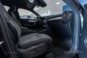 Melns Volvo XC40 2025 Tallina, ar dzinēja tilpumu 2.00 L un nobraukumu 9 tūkst. km par 39500 €, foto 16 vietnē AUTOMOTO.COM.LV