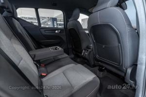 Melns Volvo XC40 2025 Tallina, ar dzinēja tilpumu 2.00 L un nobraukumu 9 tūkst. km par 39500 €, foto 17 vietnē AUTOMOTO.COM.LV