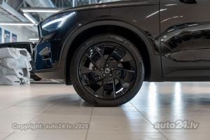 Melns Volvo XC40 2025 Tallina, ar dzinēja tilpumu 2.00 L un nobraukumu 9 tūkst. km par 39500 €, foto 21 vietnē AUTOMOTO.COM.LV