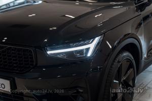 Melns Volvo XC40 2025 Tallina, ar dzinēja tilpumu 2.00 L un nobraukumu 9 tūkst. km par 39500 €, foto 22 vietnē AUTOMOTO.COM.LV