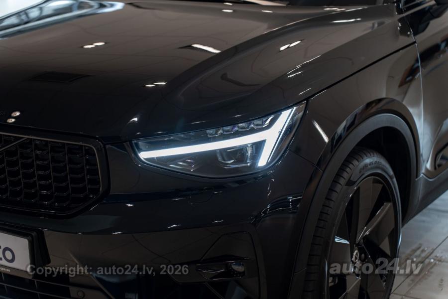 Melns Volvo XC40 2025 Tallina, ar dzinēja tilpumu 2.00 L un nobraukumu 9 tūkst. km par 39500 €, foto 22 vietnē AUTOMOTO.COM.LV