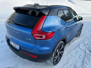 Blue Volvo XC40 2018 in Vilnius, with an engine capacity of 1.97 L and mileage of 298 thousand km for 14900 €, photo 11 on AUTOMOTO.COM.LV