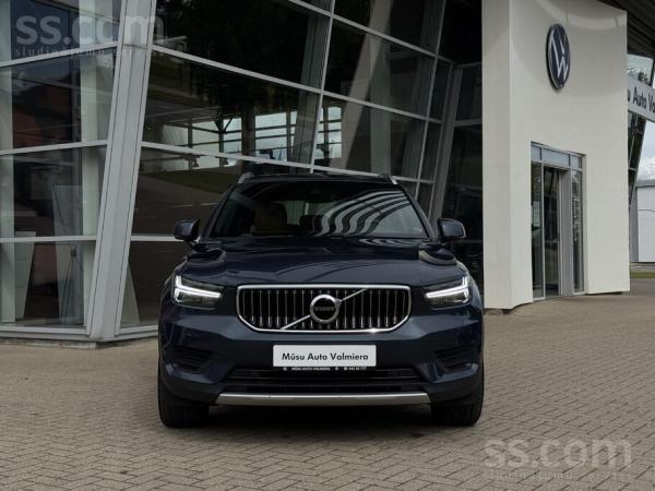 Синий Вольво XC40 2019 в Валмиера, объемом двигателя 2.00 л и пробегом 182 тыс. км за 20900 €, фото 2 на AUTOMOTO.COM.LV