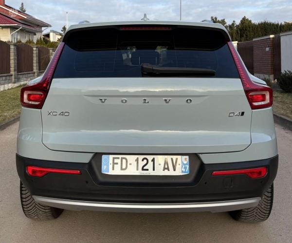 Blue Volvo XC40 2019 in Kaunas, with an engine capacity of 1.97 L and mileage of 252 thousand km for 18500 €, photo 7 on AUTOMOTO.COM.LV