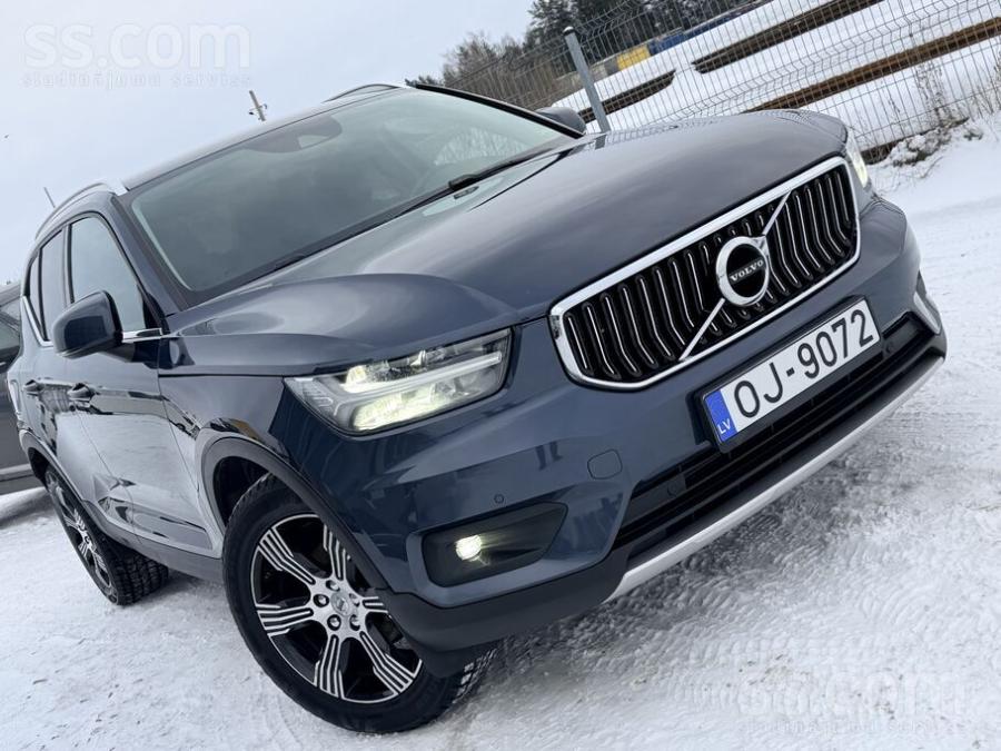 Zils Volvo XC40 2019 Rīga, ar dzinēja tilpumu 2.00 L un nobraukumu 213 tūkst. km par 18995 €, foto 32 vietnē AUTOMOTO.COM.LV