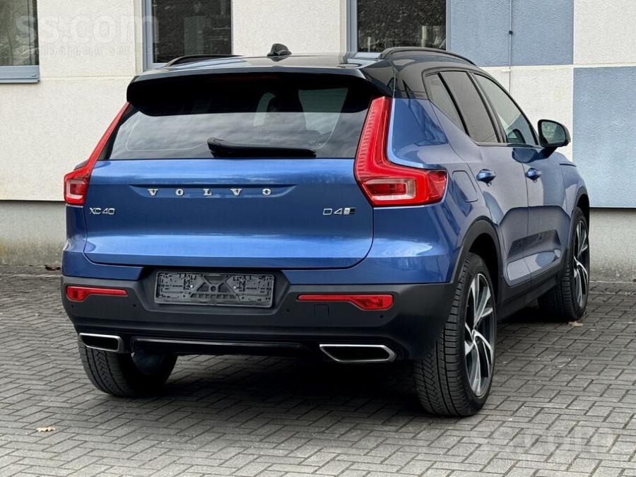 Blue Volvo XC40 2019 in Jelgava, with an engine capacity of 2.00 L and mileage of 113 thousand km for 19800 €, photo 3 on AUTOMOTO.COM.LV