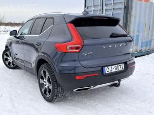 Blue Volvo XC40 2019 in Riga, with an engine capacity of 2.00 L and mileage of 213 thousand km for 18995 €, photo 3 on AUTOMOTO.COM.LV