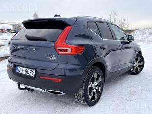 Blue Volvo XC40 2019 in Riga, with an engine capacity of 2.00 L and mileage of 213 thousand km for 18995 €, photo 5 on AUTOMOTO.COM.LV