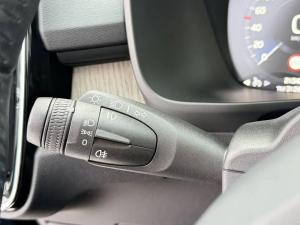 Zils Volvo XC40 2019 Rīga, ar dzinēja tilpumu 2.00 L un nobraukumu 213 tūkst. km par 18995 €, foto 25 vietnē AUTOMOTO.COM.LV