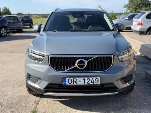 Blue Volvo XC40 2019 in Riga, with an engine capacity of 1.50 L and mileage of 142 thousand km for 16500 €, photo 3 on AUTOMOTO.COM.LV