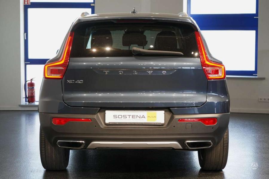 Синий Вольво XC40 2019 в Вильнюс, объемом двигателя 1.97 л и пробегом 197 тыс. км за 19900 €, фото 6 на AUTOMOTO.COM.LV