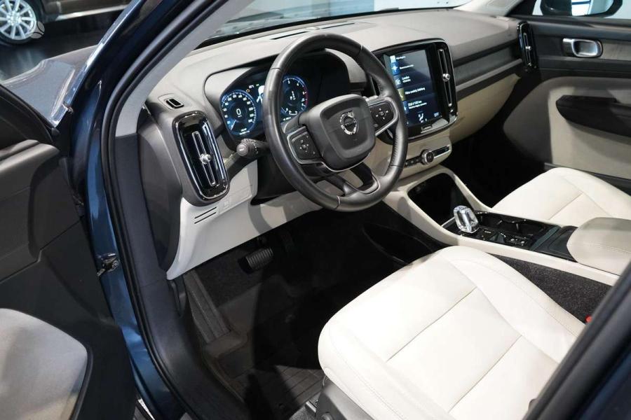Синий Вольво XC40 2019 в Вильнюс, объемом двигателя 1.97 л и пробегом 197 тыс. км за 19900 €, фото 8 на AUTOMOTO.COM.LV