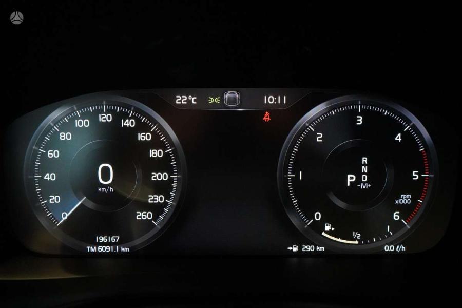 Синий Вольво XC40 2019 в Вильнюс, объемом двигателя 1.97 л и пробегом 197 тыс. км за 19900 €, фото 20 на AUTOMOTO.COM.LV