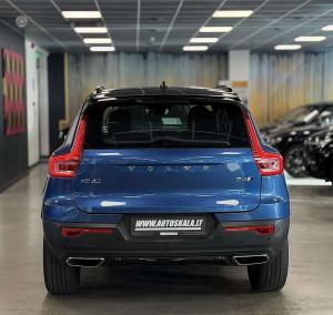 Blue Volvo XC40 2019 in Klaipeda, with an engine capacity of 1.97 L and mileage of 115 thousand km for 23900 €, photo 3 on AUTOMOTO.COM.LV