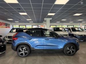 Blue Volvo XC40 2019 in Klaipeda, with an engine capacity of 1.97 L and mileage of 115 thousand km for 23900 €, photo 5 on AUTOMOTO.COM.LV