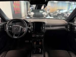 Blue Volvo XC40 2019 in Klaipeda, with an engine capacity of 1.97 L and mileage of 115 thousand km for 23900 €, photo 9 on AUTOMOTO.COM.LV