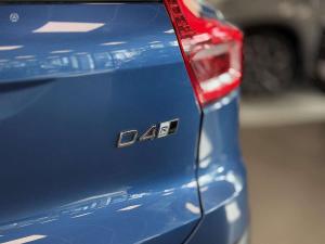 Blue Volvo XC40 2019 in Klaipeda, with an engine capacity of 1.97 L and mileage of 115 thousand km for 23900 €, photo 14 on AUTOMOTO.COM.LV