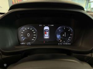 Blue Volvo XC40 2019 in Klaipeda, with an engine capacity of 1.97 L and mileage of 115 thousand km for 23900 €, photo 20 on AUTOMOTO.COM.LV