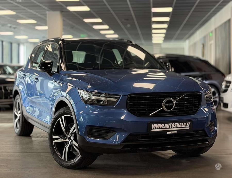 Blue Volvo XC40 2019 in Klaipeda, with an engine capacity of 1.97 L and mileage of 115 thousand km for 23900 €, photo 35 on AUTOMOTO.COM.LV