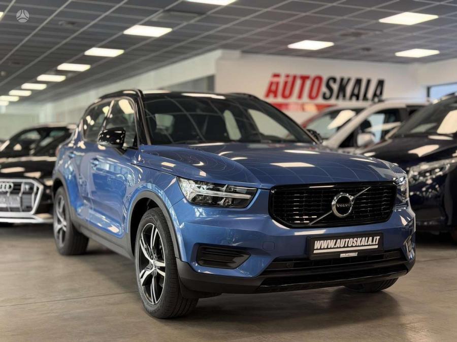 Blue Volvo XC40 2019 in Klaipeda, with an engine capacity of 1.97 L and mileage of 115 thousand km for 23900 €, photo 37 on AUTOMOTO.COM.LV