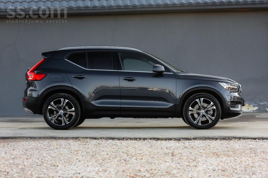 Zils Volvo XC40 2020 Jelgava, ar dzinēja tilpumu 1.50 L un nobraukumu 186 tūkst. km par 19500 €, foto 5 vietnē AUTOMOTO.COM.LV