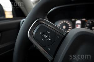 Zils Volvo XC40 2020 Jelgava, ar dzinēja tilpumu 1.50 L un nobraukumu 186 tūkst. km par 19500 €, foto 18 vietnē AUTOMOTO.COM.LV