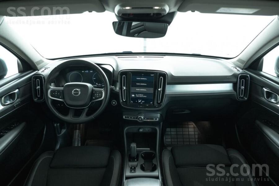 Синий Вольво XC40 2020 в Рига, объемом двигателя 1.50 л и пробегом 173 тыс. км за 21900 €, фото 4 на AUTOMOTO.COM.LV