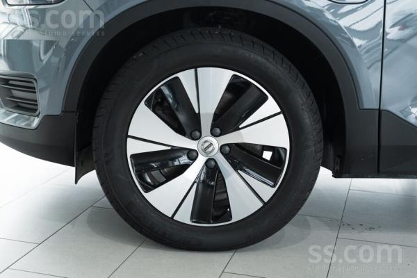 Синий Вольво XC40 2020 в Рига, объемом двигателя 1.50 л и пробегом 173 тыс. км за 21900 €, фото 10 на AUTOMOTO.COM.LV