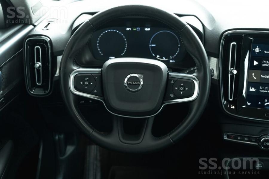 Синий Вольво XC40 2020 в Рига, объемом двигателя 1.50 л и пробегом 173 тыс. км за 21900 €, фото 13 на AUTOMOTO.COM.LV
