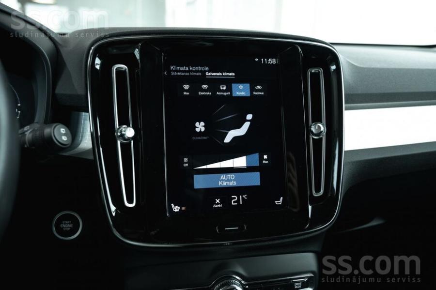 Синий Вольво XC40 2020 в Рига, объемом двигателя 1.50 л и пробегом 173 тыс. км за 21900 €, фото 20 на AUTOMOTO.COM.LV