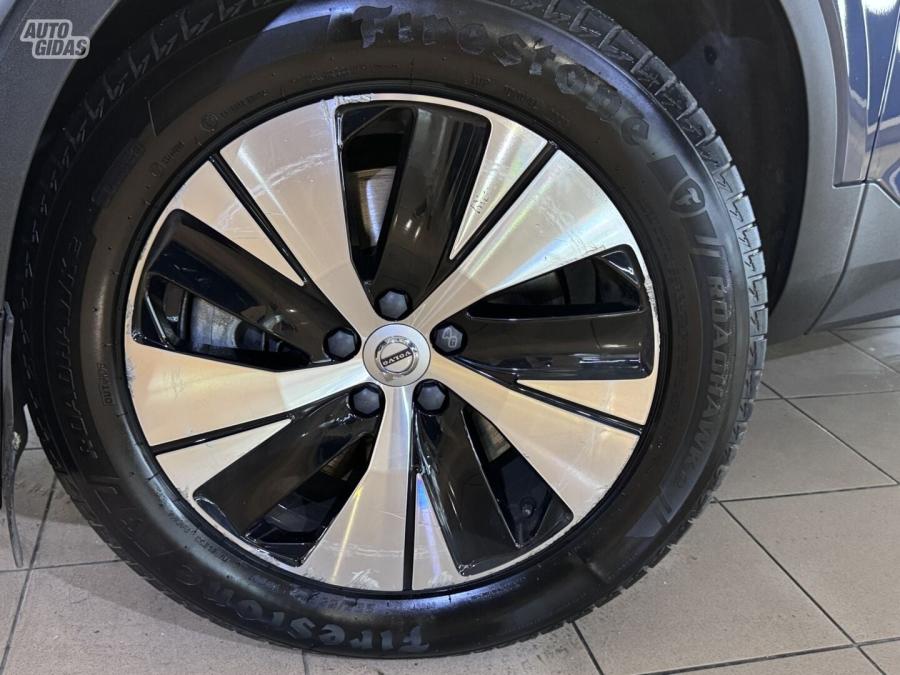 Zils Volvo XC40 2020 Avižieniai, ar dzinēja tilpumu 1.50 L un nobraukumu 148 tūkst. km par 20950 €, foto 5 vietnē AUTOMOTO.COM.LV