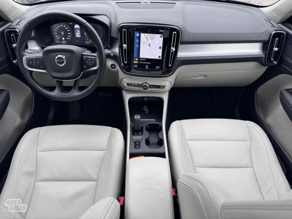 Синий Вольво XC40 2020 в Авиженяй, объемом двигателя 1.50 л и пробегом 148 тыс. км за 20950 €, фото 8 на AUTOMOTO.COM.LV