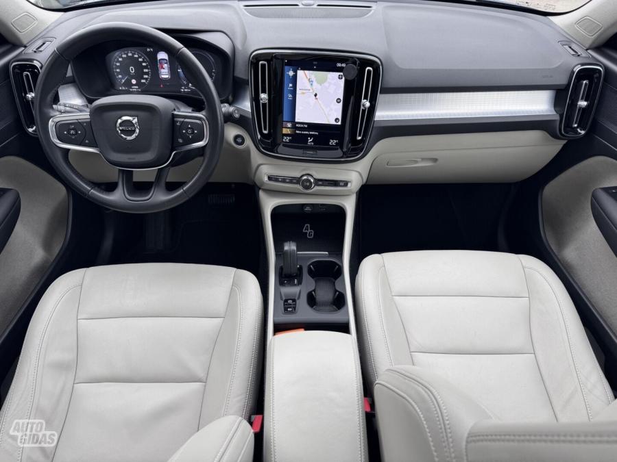 Zils Volvo XC40 2020 Avižieniai, ar dzinēja tilpumu 1.50 L un nobraukumu 148 tūkst. km par 20950 €, foto 9 vietnē AUTOMOTO.COM.LV