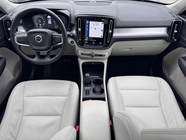 Синий Вольво XC40 2020 в Вильнюс, объемом двигателя 1.50 л и пробегом 148 тыс. км за 20950 €, фото 8 на AUTOMOTO.COM.LV