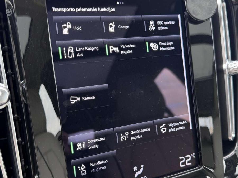 Синий Вольво XC40 2020 в Вильнюс, объемом двигателя 1.50 л и пробегом 148 тыс. км за 20950 €, фото 23 на AUTOMOTO.COM.LV