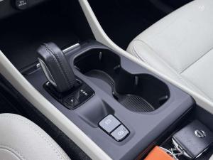 Синий Вольво XC40 2020 в Вильнюс, объемом двигателя 1.50 л и пробегом 148 тыс. км за 20950 €, фото 26 на AUTOMOTO.COM.LV