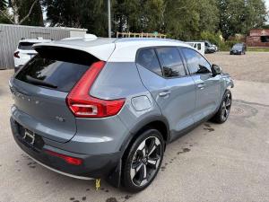 Blue Volvo XC40 2020 in Siauliai, with an engine capacity of 1.97 L and mileage of 100 thousand km for 14500 €, photo 6 on AUTOMOTO.COM.LV