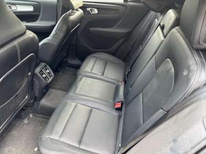 Blue Volvo XC40 2020 in Siauliai, with an engine capacity of 1.97 L and mileage of 100 thousand km for 14500 €, photo 12 on AUTOMOTO.COM.LV