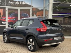 Zils Volvo XC40 2020 Valmiera, ar dzinēja tilpumu 1.50 L un nobraukumu 94 tūkst. km par 21500 €, foto 5 vietnē AUTOMOTO.COM.LV