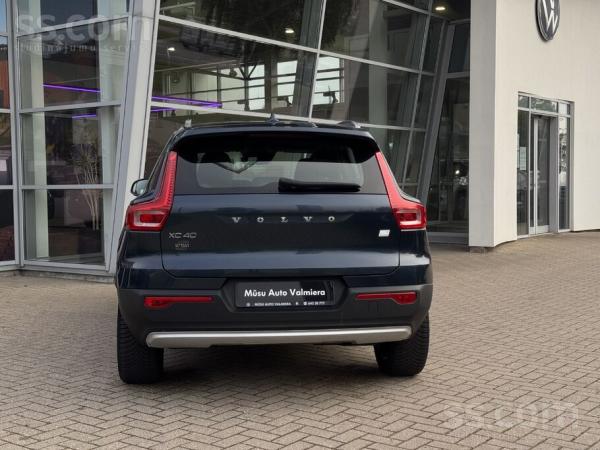 Zils Volvo XC40 2020 Valmiera, ar dzinēja tilpumu 1.50 L un nobraukumu 94 tūkst. km par 21500 €, foto 6 vietnē AUTOMOTO.COM.LV