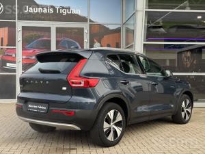 Zils Volvo XC40 2020 Valmiera, ar dzinēja tilpumu 1.50 L un nobraukumu 94 tūkst. km par 21500 €, foto 7 vietnē AUTOMOTO.COM.LV