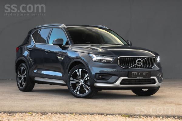 Blue Volvo XC40 2021 in Jelgava, with an engine capacity of 1.50 L and mileage of 165 thousand km for 22500 €, photo 2 on AUTOMOTO.COM.LV