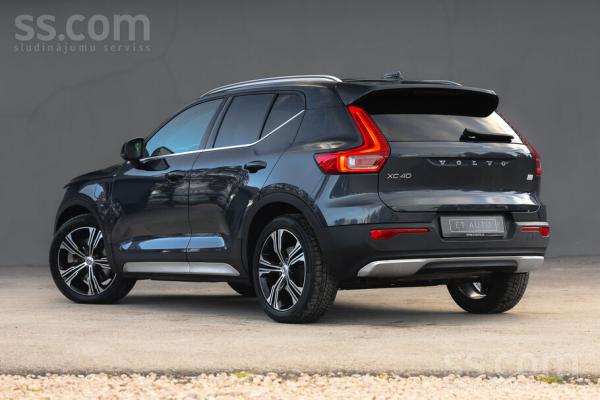 Blue Volvo XC40 2021 in Jelgava, with an engine capacity of 1.50 L and mileage of 165 thousand km for 22500 €, photo 6 on AUTOMOTO.COM.LV