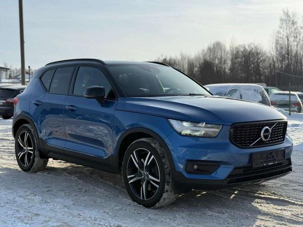 Blue Volvo XC40 2021 in Utena, with an engine capacity of 1.48 L and mileage of 156 thousand km for 21500 €, photo 3 on AUTOMOTO.COM.LV